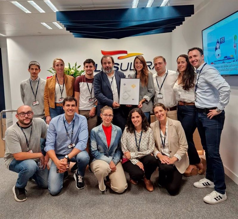 Economía.- Plus Ultra renueva su certificación IOSA e avanza en su ...