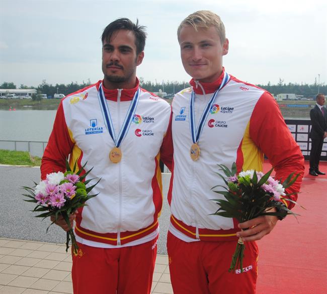 Marcus Cooper: "Aún no nos lo creemos, hemos hecho un carrerón ...