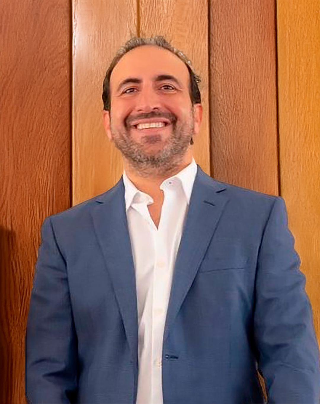 Oscar Larach refuerza su compromiso con el fútbol hondureño y el ...