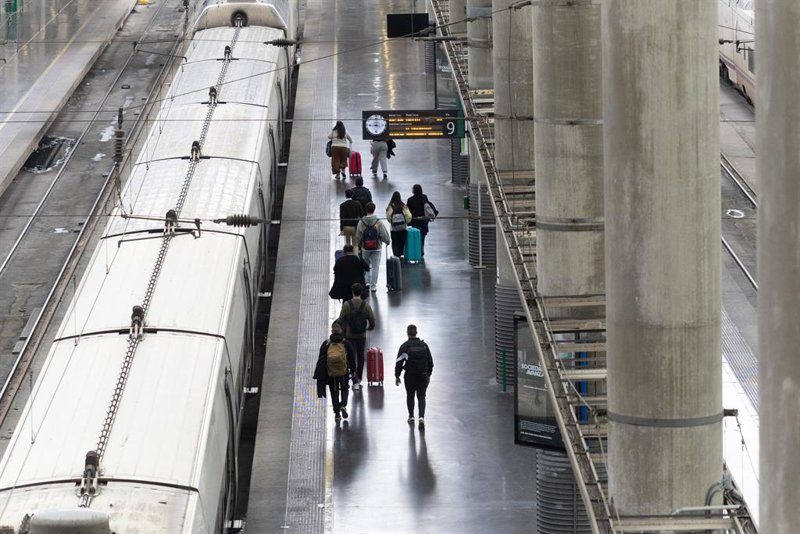 Accidente.- Renfe establece desde hoy un plan alternativo de transporte ...